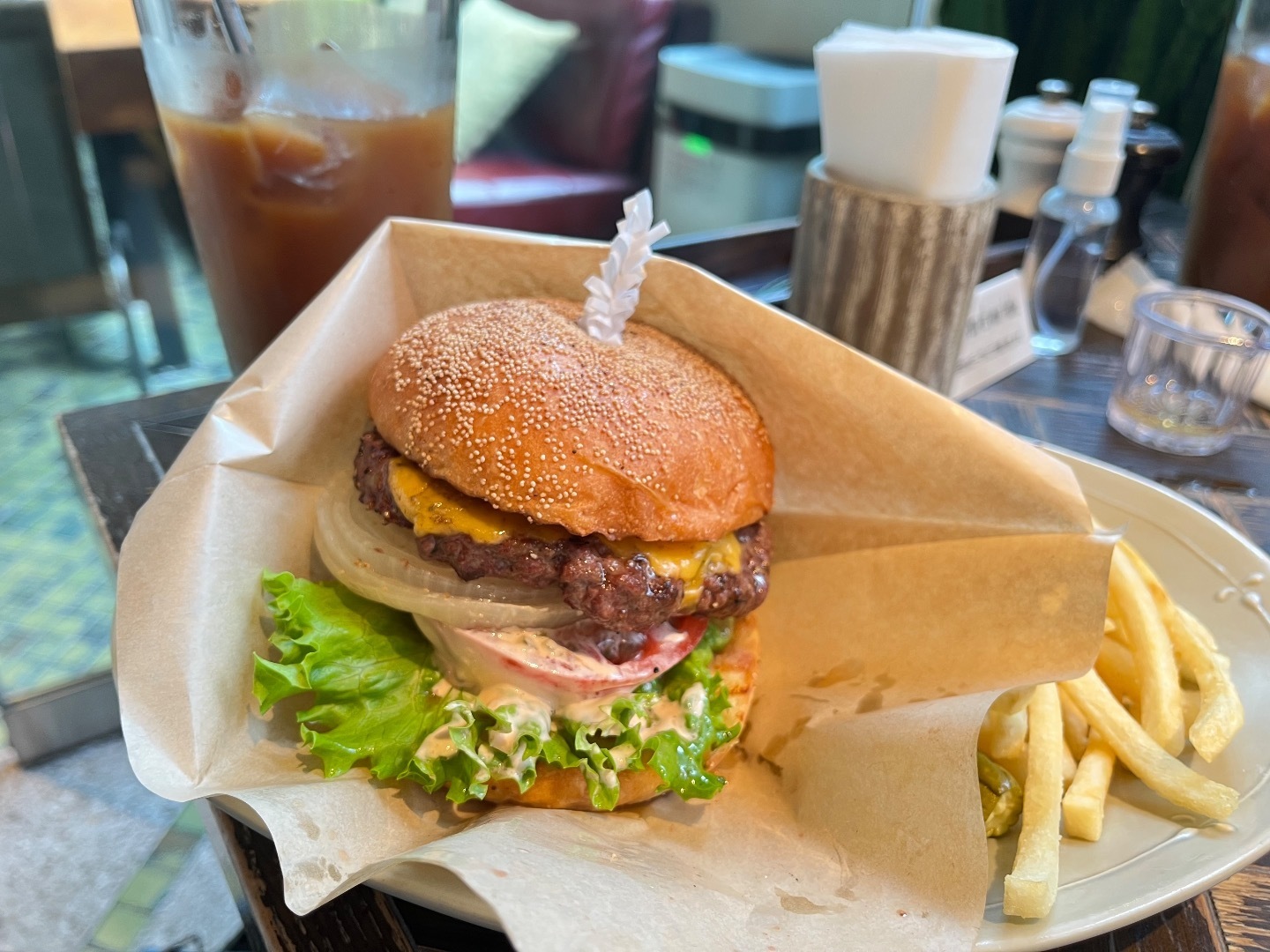 もぐもぐバーガー: フィットネスMIYAブログ